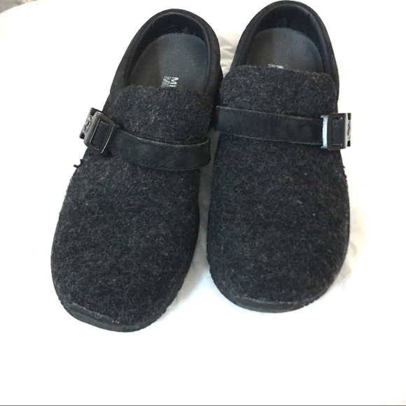 Merrell | Shoes | Merrell Encore Groove Black Wool Mules | Poshmark